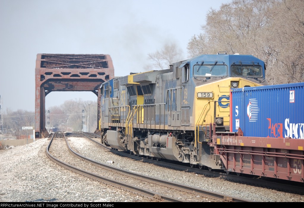 CSX 664 & 159